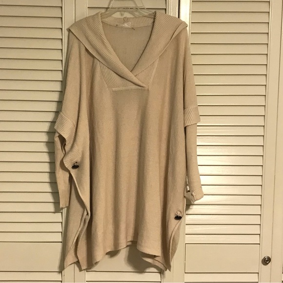 RD Style | Sweaters | Hooded Open Sided Sweater With Button Closure ...